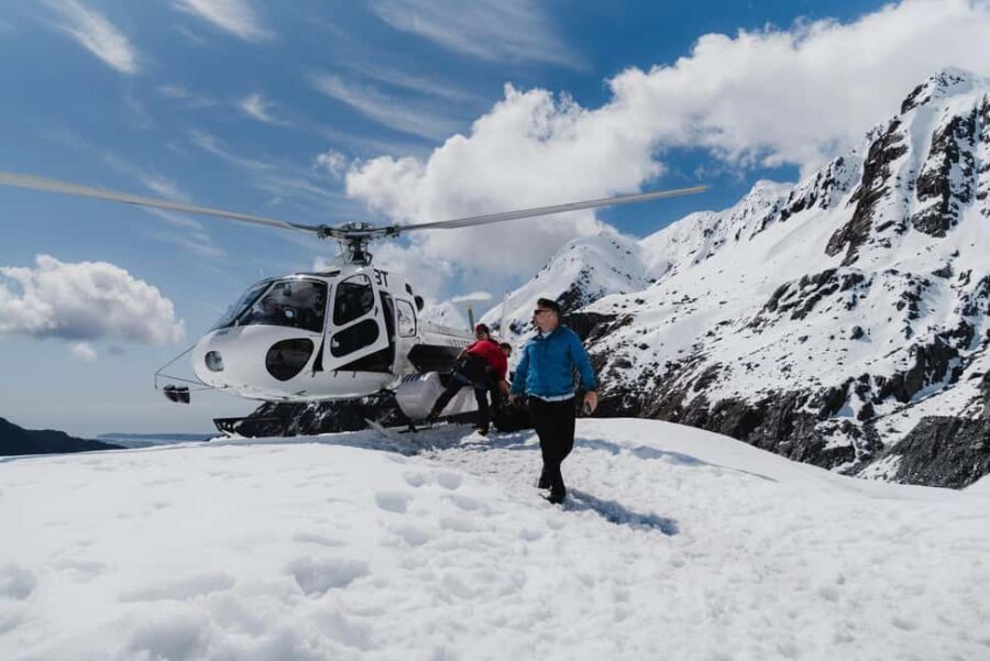 Franz Josef: 2.5 Hour Glacier Hike with Helicopter Transfer - Real-World Insights From Travelers