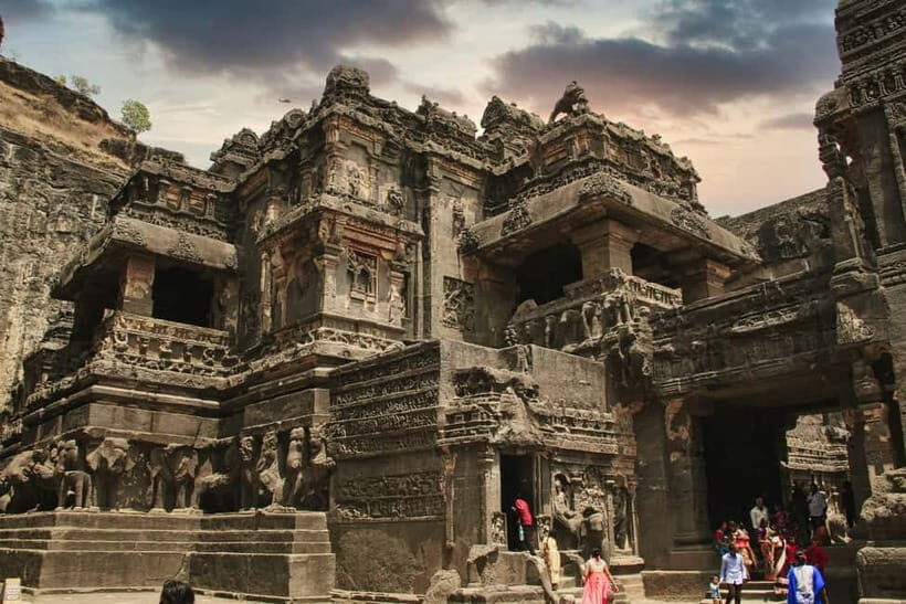 From Aurangabad: Ajanta & Ellora Day Tour with All Inclusion - Why the Transportation Matters