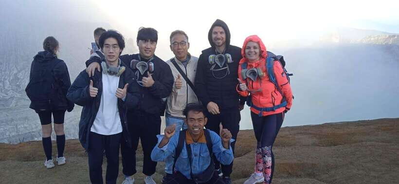 From Bali/Banyuwangi: Ijen Blue Fire Midnight Group Tour - Who Should Consider This Tour?