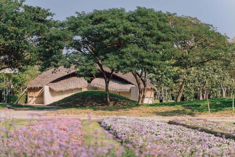 From Bangkok: Ayutthaya Temples & Gallery Boathouse Tour - Riverside Café with a View
