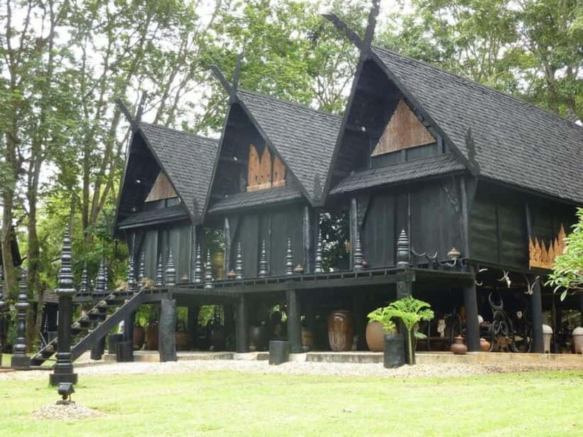 From Chiang Mai : 3 Temples & Golden Triangle with Lunch - The Golden Triangle & Scenic Boat Ride