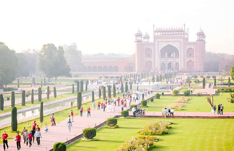 From Delhi, Agra, Jaipur: Tajmahal Day Tour with Photography - The Taj Mahal: Iconic Beauty and Photography