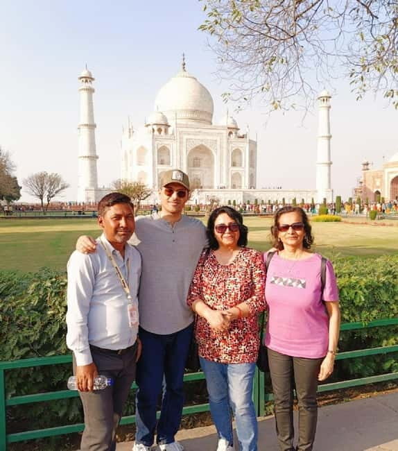 From Delhi: All Inclusive Taj Mahal & Agra City Tour by Car - Who Will Love This Tour?