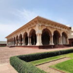 From Delhi: All-Inclusive Taj Mahal & Mathura Vrindavan Tour - The Experience of the Guide and Transportation
