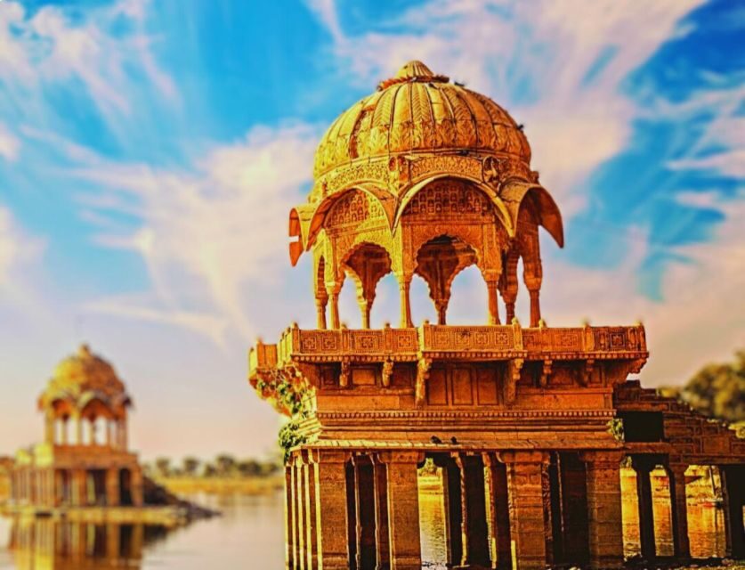 From Delhi: Jaipur Guided City Tour with Hotel Pickup - The Experience: What Works Well