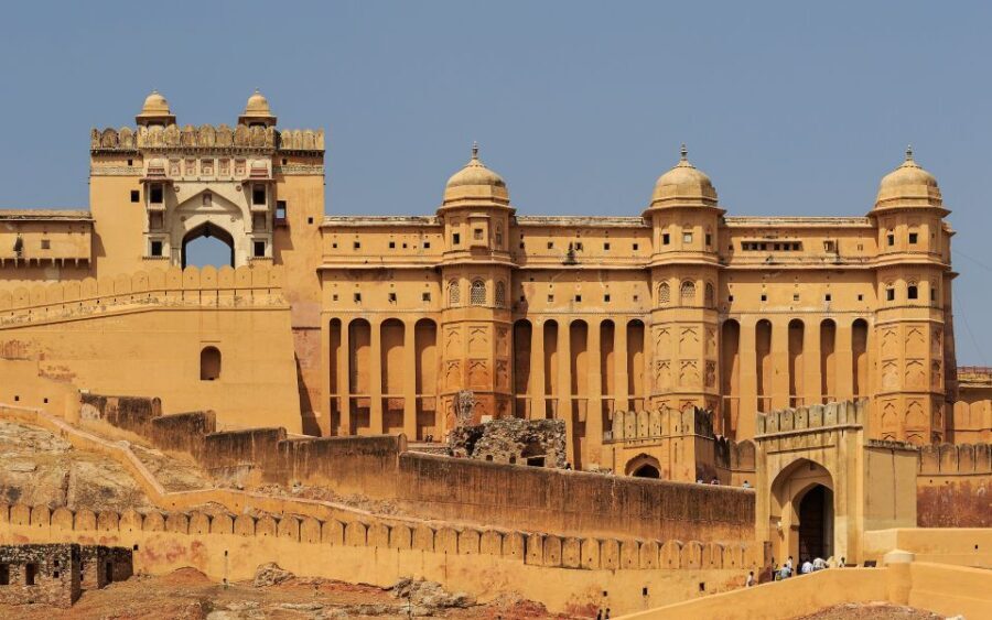 From Delhi: Jaipur Sightseeing Day Tour with Hotel Pickup - Amber Fort: A Regal Welcome