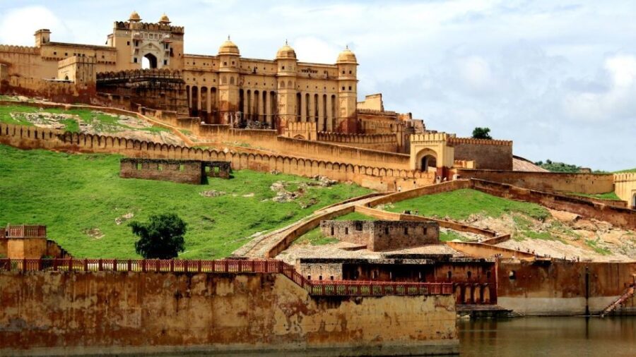 From Delhi : Jaipur Tour From Delhi - All inclusive - Jaipur’s Top Highlights: A Compact Exploration