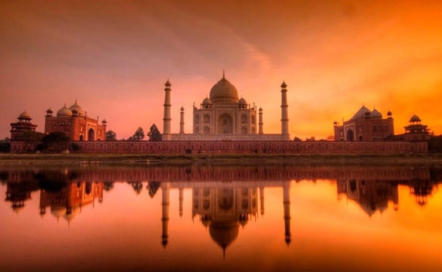 From Delhi: Private Taj Mahal & Agra Fort Sunrise Tour - Evaluating the Price and Value