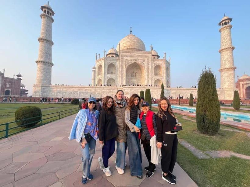 From Delhi: Private Taj Mahal & Agra Tour with 5* Lunch - Visiting the Taj Mahal: A Marvel in White