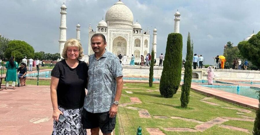 From Delhi: Same Day Taj Mahal Tour With Traditional Dress - First Stop: The Magnificent Taj Mahal