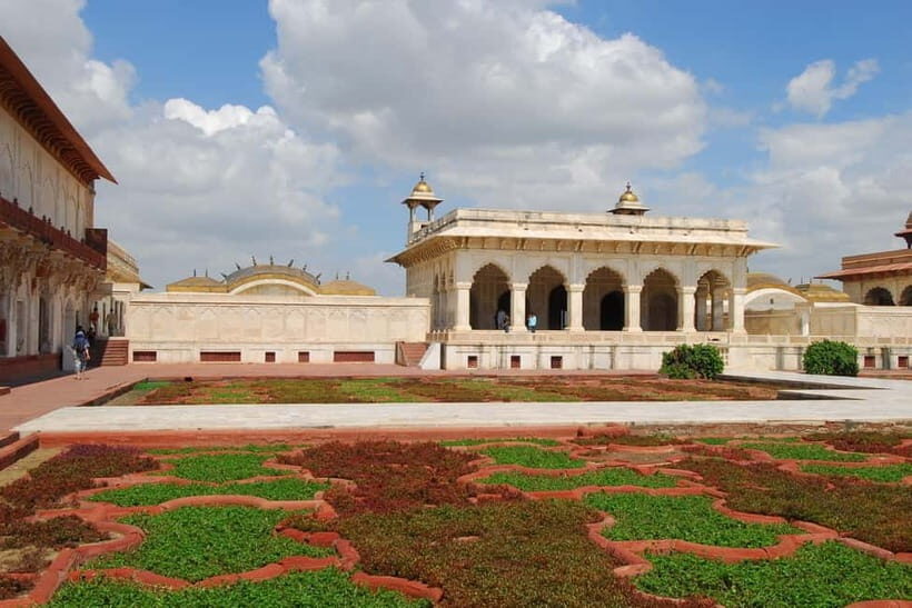 From Delhi: Taj Mahal, Agra Fort, and Baby Taj Day Trip - What We Like — and What to Consider