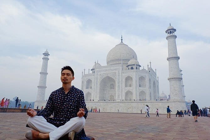 From Delhi: Taj Mahal Agra Tour by Gatimaan Express Train - The Journey Begins at Dawn