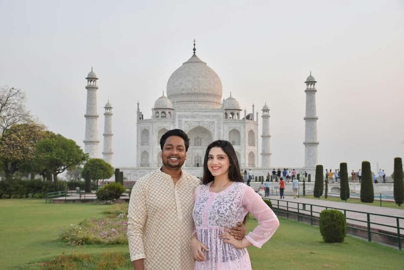 From Delhi: Taj Mahal and Agra Fort Sunrise Tour by car - Breakfast at a 5-star Hotel