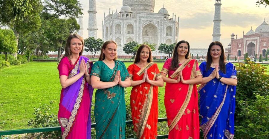 From Delhi: Taj Mahal Sunrise, Agra Fort and Baby Taj by Car - A Practical and Balanced Overview of the Tour
