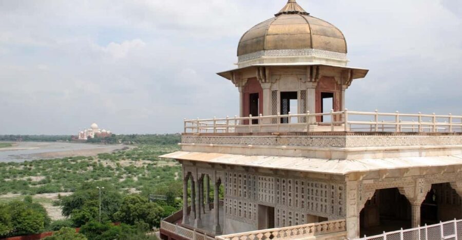 From Delhi: Taj Mahal Sunrise Tour with Elephant SOS Centres - Who Should Consider This Tour?