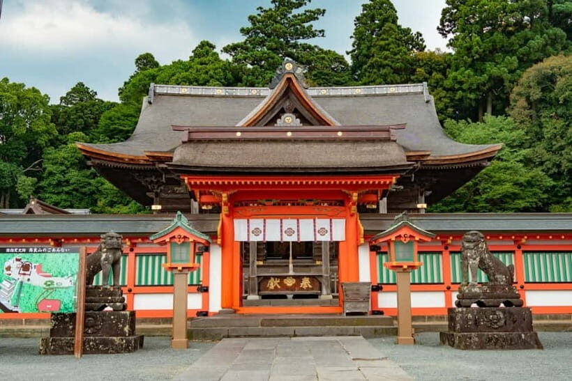 From Fukuoka: 5-Hour Kurume Shrine & Local Food Tour - What to Expect