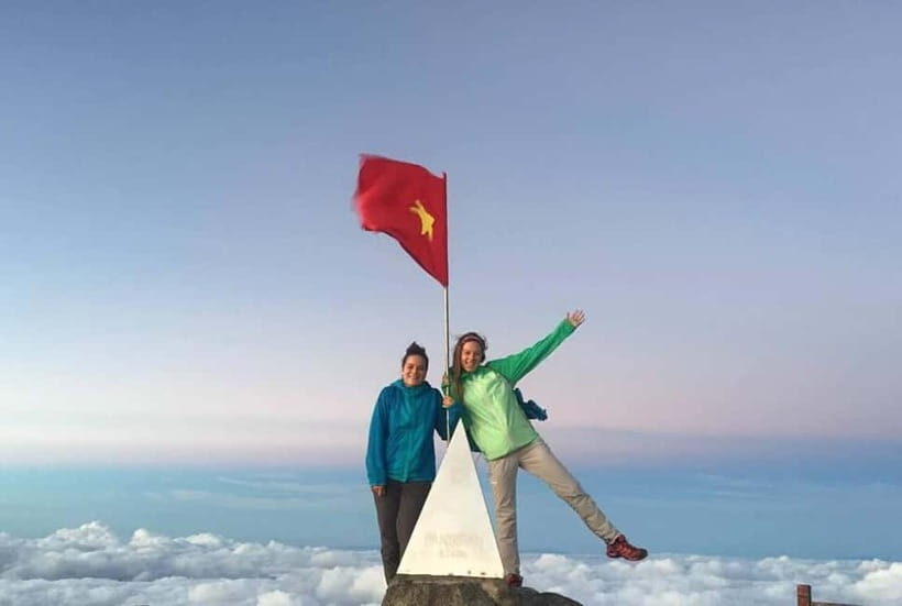 From Hanoi: 2-Day Sapa Trek & Fansipan w/ 5-Star Hotel - Day 1: From Sapa Town to Cat Cat Village