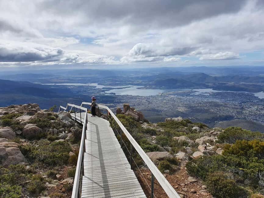 From Hobart: Mt Wellington Pinnacle 2 Hour Small Group Tour - What Makes This Tour Stand Out