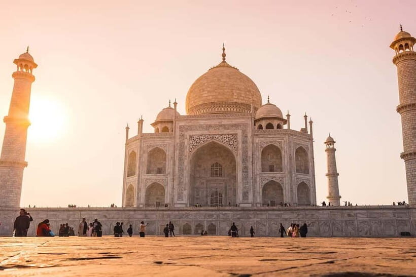 From Jaipur: Taj Mahal, Baby Taj & Agra Fort Day Tour - Exploring the Taj Mahal