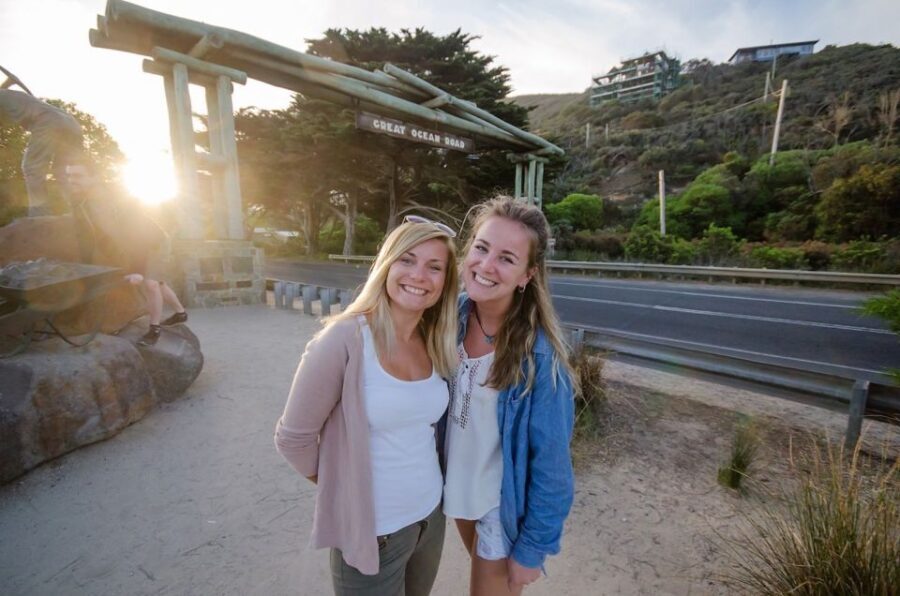 From Melbourne: 3-Day Great Ocean Road Grampians Tour - Day 2: Warrnambool to Halls Gap via Tower Hill and the Grampians