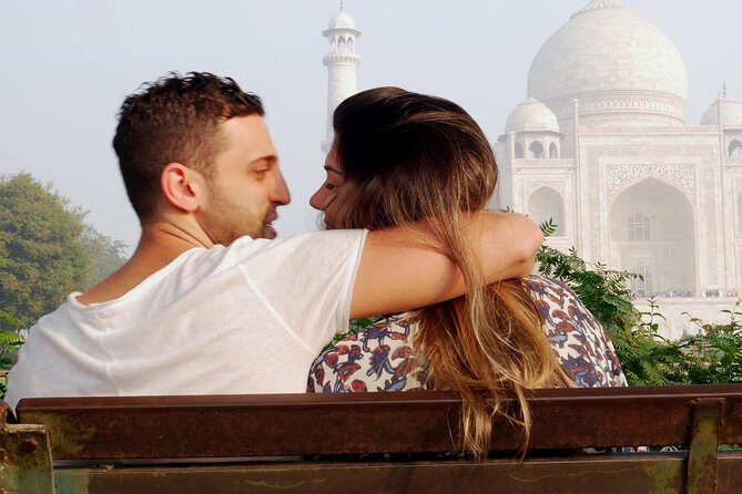 From Mumbai: Overnight Taj Mahal Tour with Flight & Hotel - Authentic Views and the Experience of a Lifetime