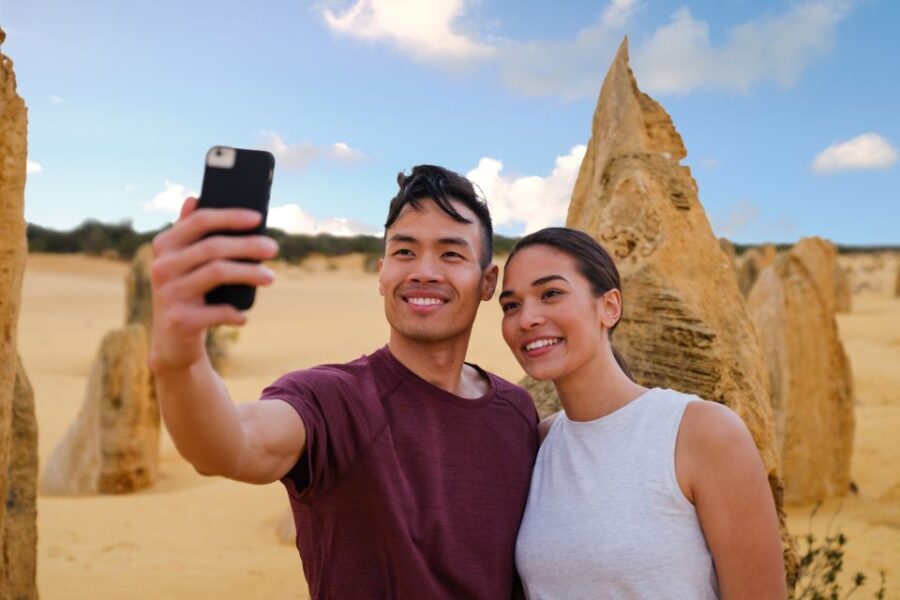 From Perth: Pinnacles Sunset and Stargazing Tour with Dinner - What’s Included and What to Know