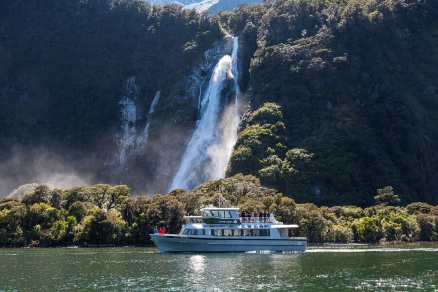 From Queenstown: Milford Sound Day Trip with Cruise & Flight - Why This Tour Works