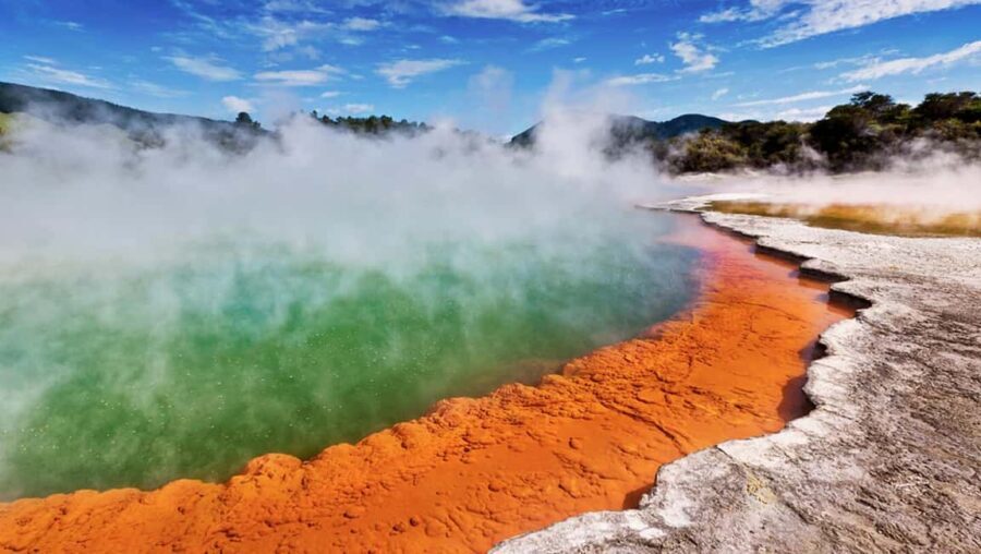 From Rotorua: WAI-O-TAPU Geothermal Wonderland Half-Day Tour - Key Points