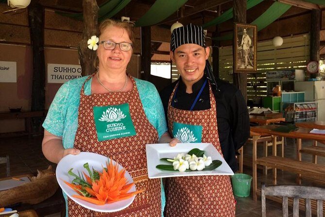 Fruit and Vegetable Carving Class with Master Chef at Sukho Cuisine in Koh Lanta - Why This Tour Works for You