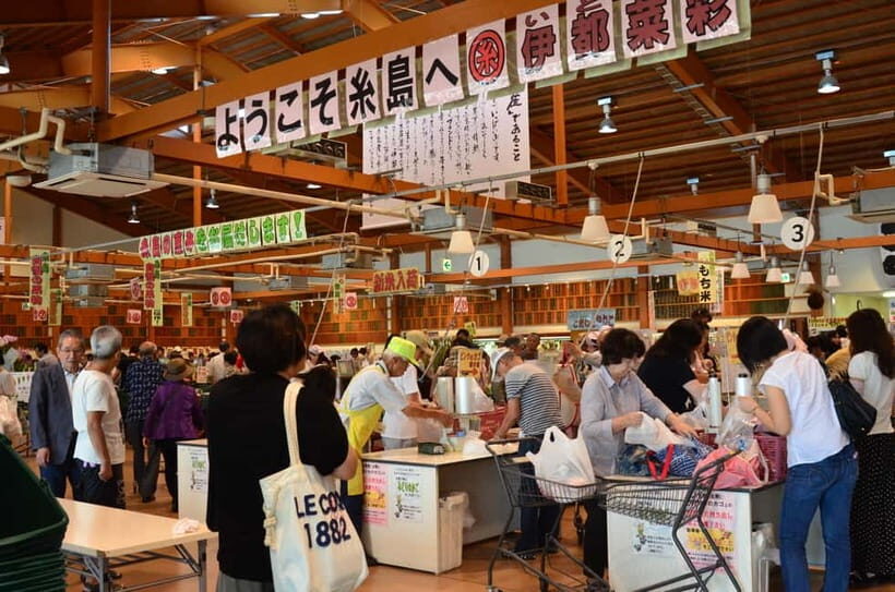 Fukuoka: Guided Walking Tour - Exploring the Modern Heart of Hakata