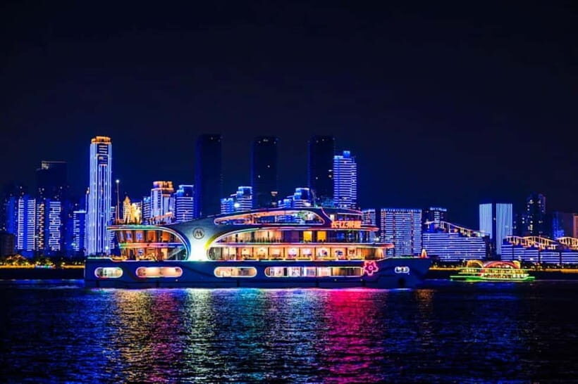 Fukuoka: Private Night Tour with River Cruise and Food - The Value of This Night Experience