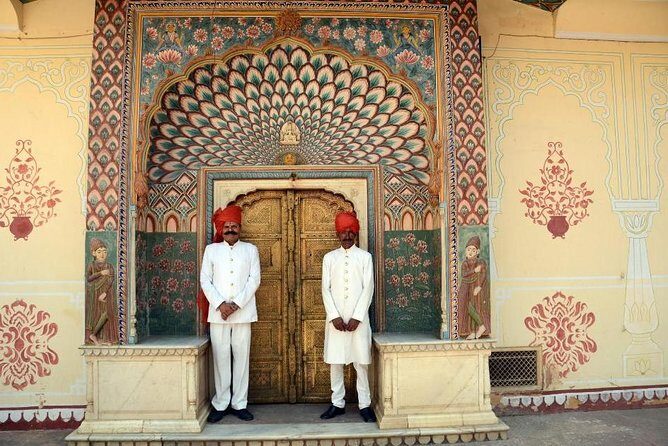 Full-Day Jaipur Cultural Tour With Guide - The Experience’s Strengths and Potential Limitations