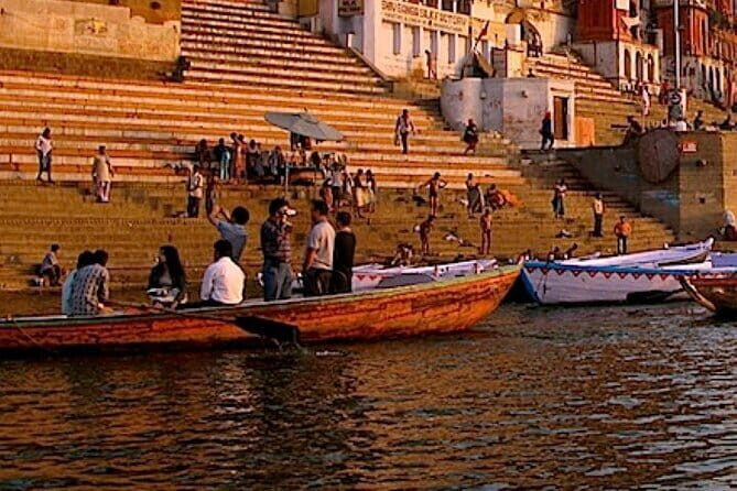Full Day Private Guided Tour of Varanasi - The New Vishwanath Temple: A Living Tradition