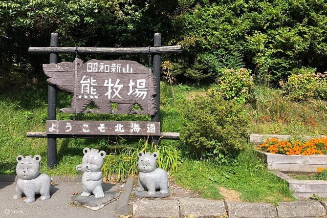 Full Day Tour in Hokkaido and Lake Toya from Sapporo - Transportation and Group Dynamics