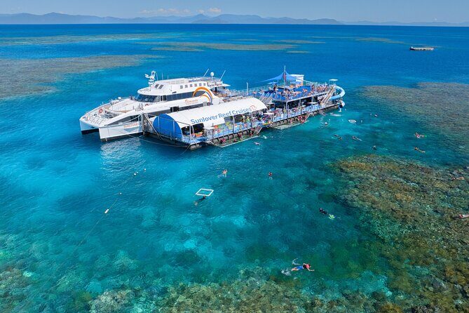 Full Day Tour to Sunlover Cruises Moore Reef and Fitzroy Island - Highlights of the Reef Experience