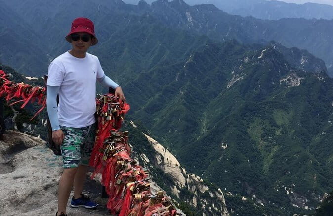 Full Day Xi'an Private Tour of Huashan Mountain Adventure - What to Expect and What to Consider