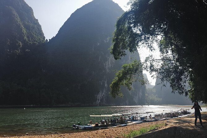 Full-Day Yangshuo Yulong River & Li-River Hiking Private Tour - What Makes This Tour Stand Out?