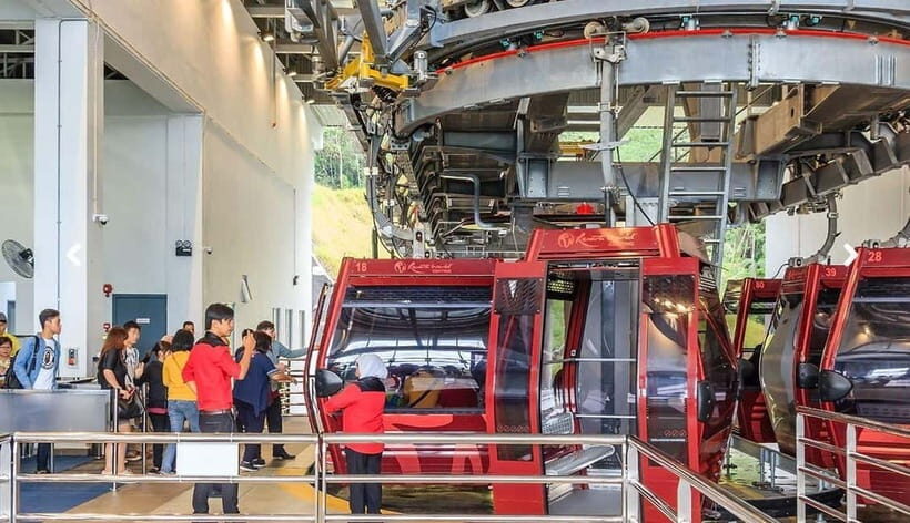 Genting Highland: Premium Outlets Cable Car - What to Expect: A Day on the Sky