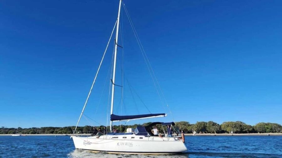 Gold Coast: Breakfast Sailing Cruise incl food & drinks - Why Choose This Experience?