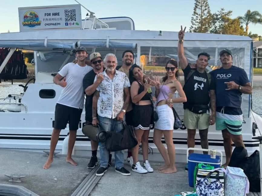Gold Coast: Full Day BBQ Boat Hire (no licence required) - What to Expect on the Water