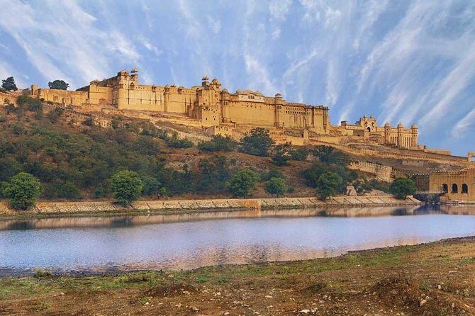 Guided Jaipur Tour by Day & Night with Traditional Indian Dinner - Transportation, Tour Structure, and Value