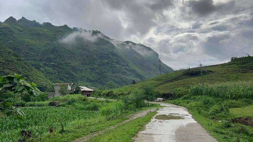 Ha Giang Loop Motorbike Package Tour From Hanoi Old Quarter - Exploring the Itinerary: What You Can Expect
