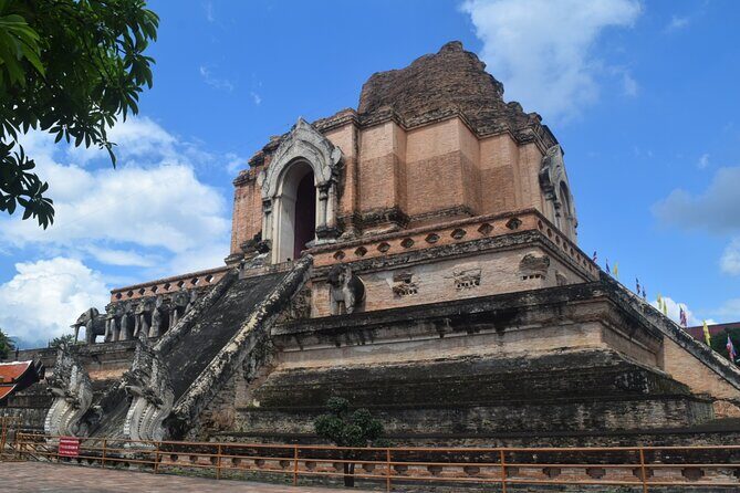Half Day Chiang Mai City and Cultural by TukTuk, Samlor & Red car (Private Tour) - Transportation and Guide Experience: What It Means for You