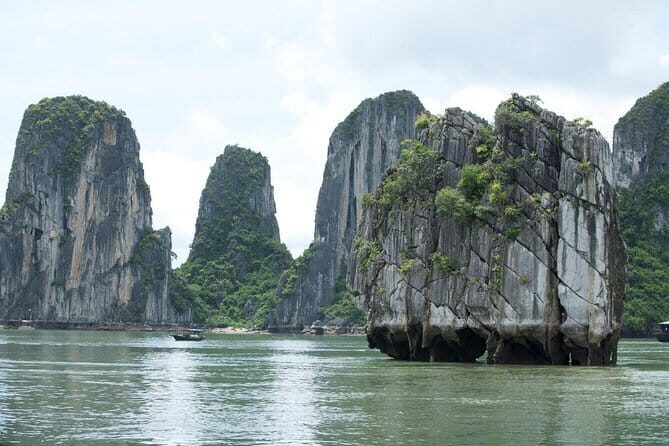 Half Day Explore Halong Bay With Lunch, Heaven Cave and Kayaking - The Value and Practicalities