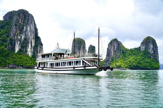 Halong Bay Standard Cruise 1 Day Tour from Tuan Chau Harbor/Hanoi - Itinerary Breakdown: What You’ll See and Do