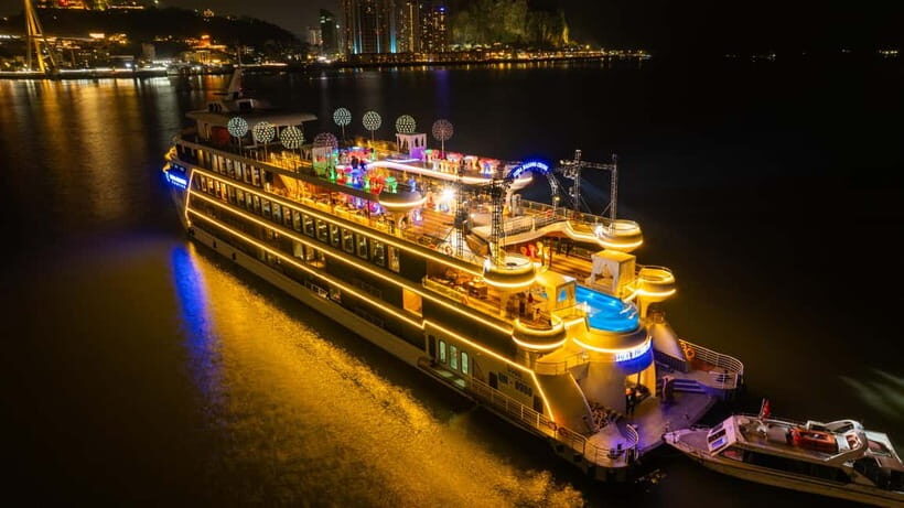 Halong Sunset & Dinner Cruise with 5-star Luna Halong Cruise - How the Experience Comes Together