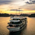 Hanoi: Halong Bay 2-Day 5-Star Balcony Cruise & Bathtub - What Makes This Cruise Stand Out?