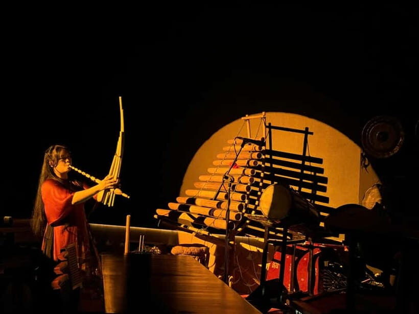 HCMC Evening: Chào Show Cultural Dinner & Music Performance - An In-Depth Look at the Chào Show Experience