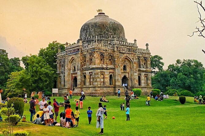 Heritage Delhi Private Walking & Shopping Tour - Exploring Delhi’s Heritage and Hidden Corners
