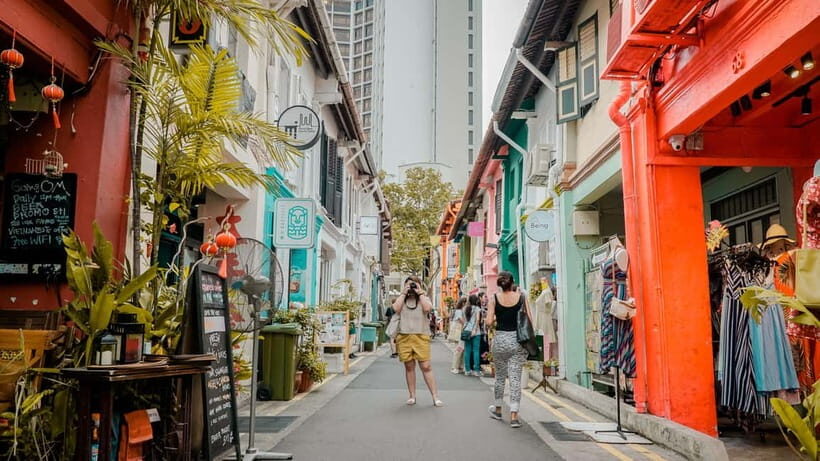 Highlight of Singapore Instagram Walking Tour - Key Points